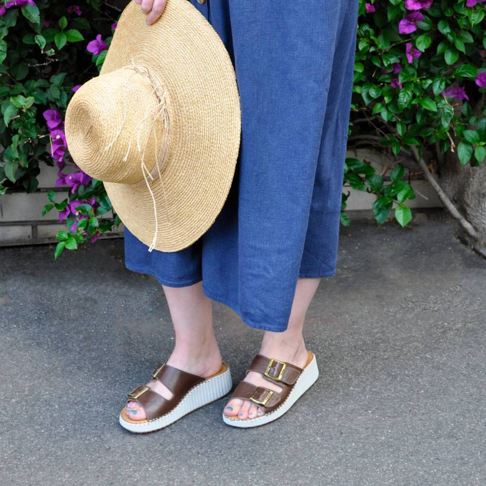 The Shoe Merchant | Mens & Womens Comfort Shoes Online